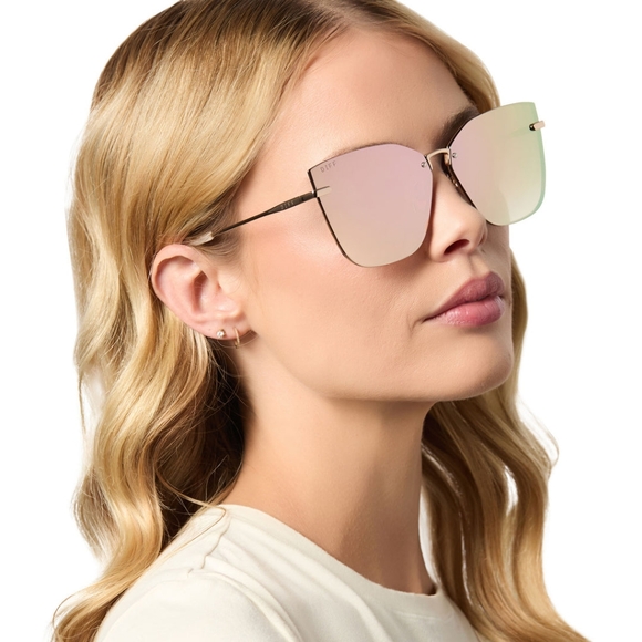 Diff Eyewear | Accessories | Diff X Emily In Paris Mindy Stage Lights ...